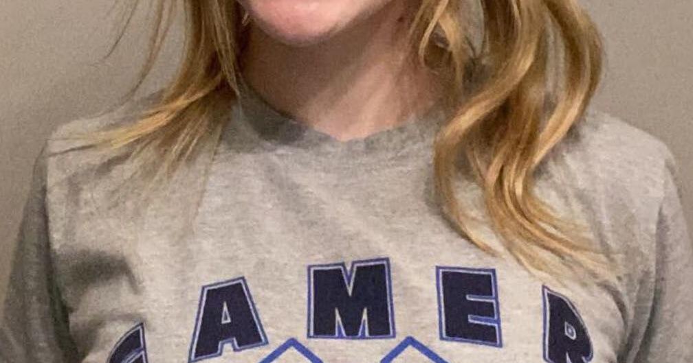 Hannah Adkins: Ash is Female Gamer of the Week | Putnam News | herald ...