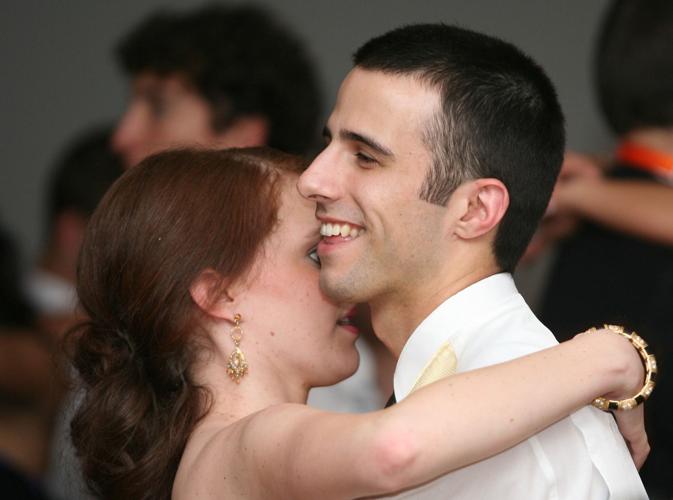 Gallery: St Joseph High School prom | News | herald-dispatch.com