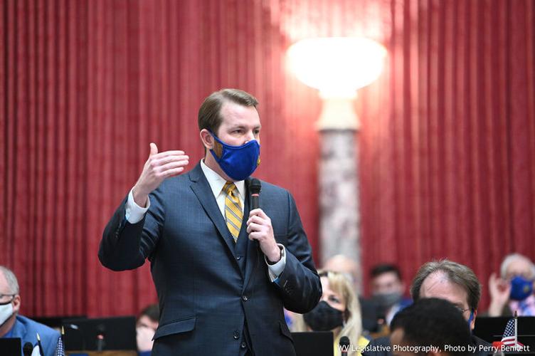 House passes broadband bill meant to protect consumers and make it ...