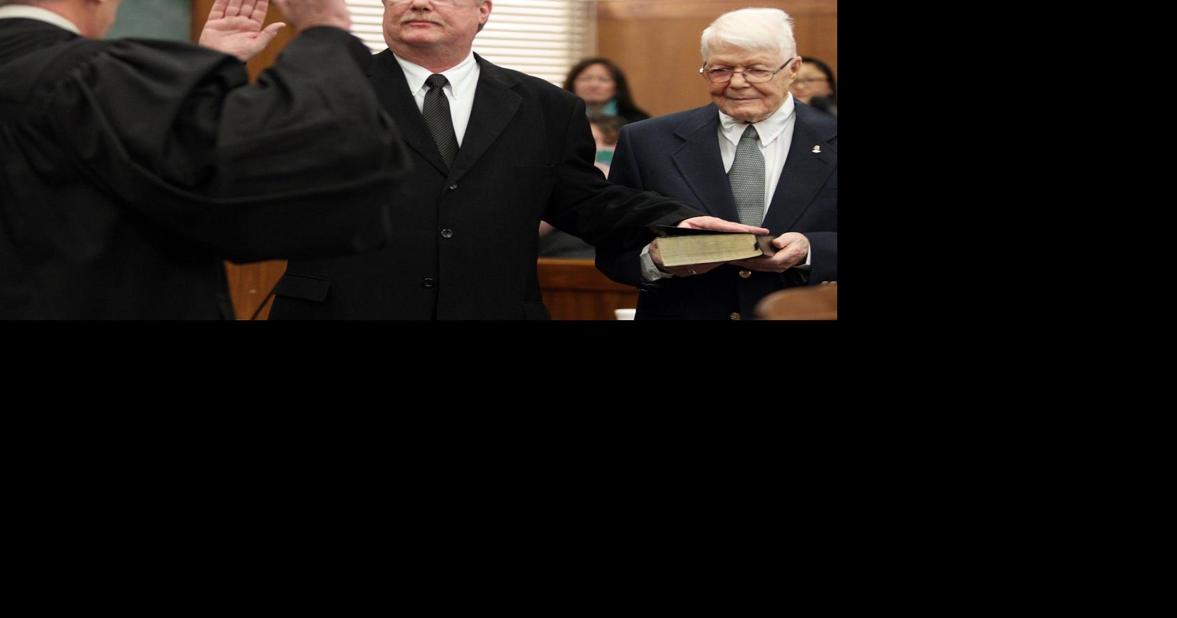 Gallery: Chris Chiles Swearing-in Ceremony | News | herald-dispatch.com