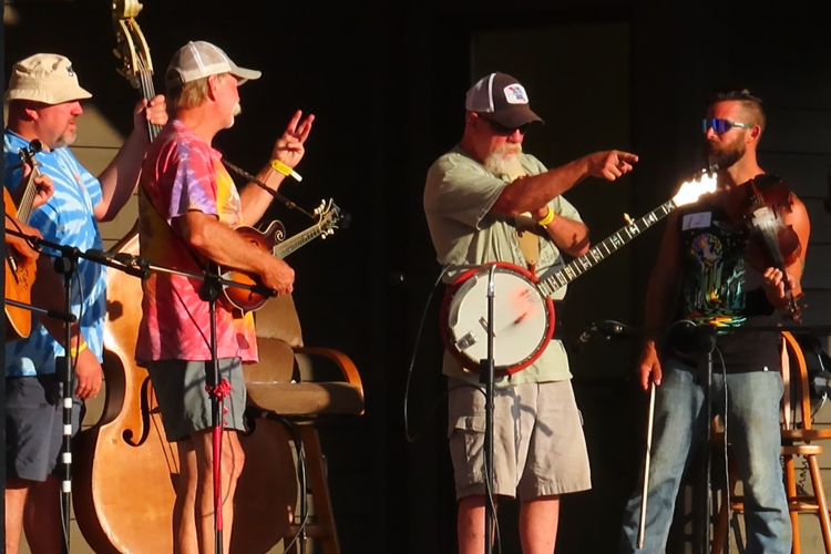 Fly In Café’s winter concerts to include Lonesome River Band, The Bing ...