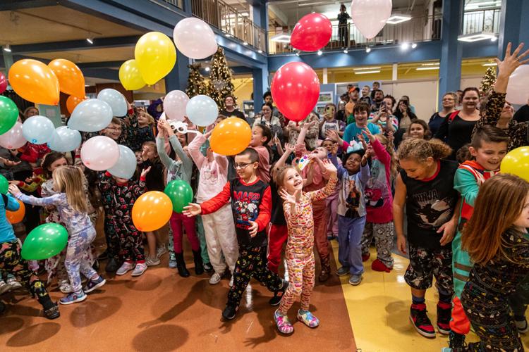 Variety of options to ring in the New Year in the Tri-State | Features ...