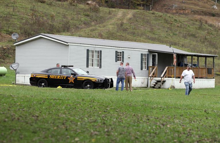 Photos: Quadruple Homicide Investigation | Multimedia | herald-dispatch.com