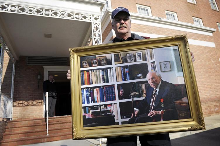 Gallery: Frank Buckles funeral service | Photos News | herald-dispatch.com