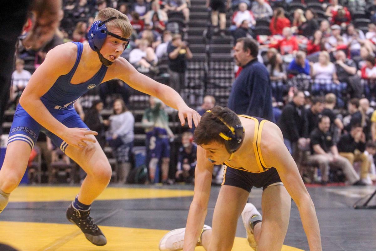 Middle school wrestlers hit the mats at WSAZ Invitational | Youth ...