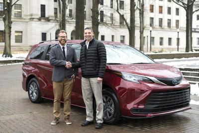 Toyota celebrates 2022 West Virginia Teacher of the Year | Putnam News ...