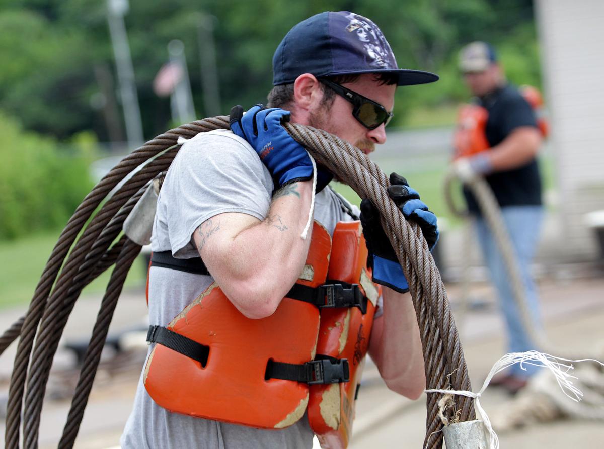 Photos: Mountwest Maritime Academy Deckhand Training | Multimedia ...