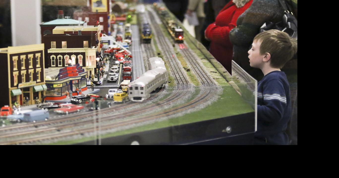 Photos: Tri-State Model Railroad and Classic Car Show | Photo Galleries ...