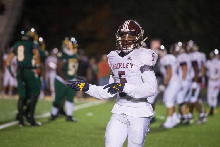 Photos: Huntington High football team defeats Woodrow Wilson 49-0 ...