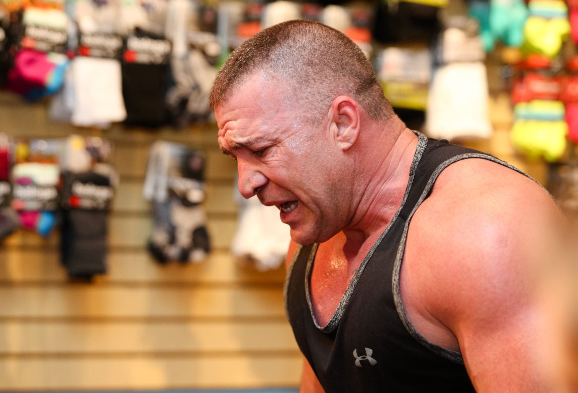 Photos: Ron Arthur attempts push-up world record | Multimedia | herald ...