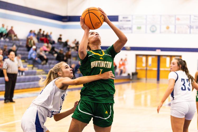 Huntington girls seeing improvements in rebuilding year | Sports ...
