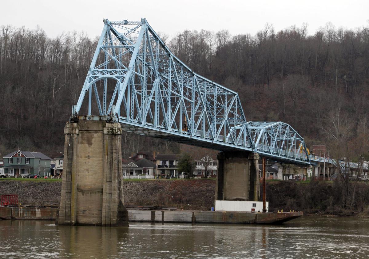 Old Ironton-Russell Bridge coming down slowly | Ohio News | herald ...