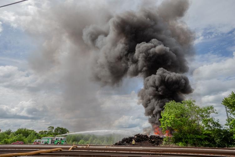 Railroad ties catch fire at CSX in Huntington | News | herald-dispatch.com
