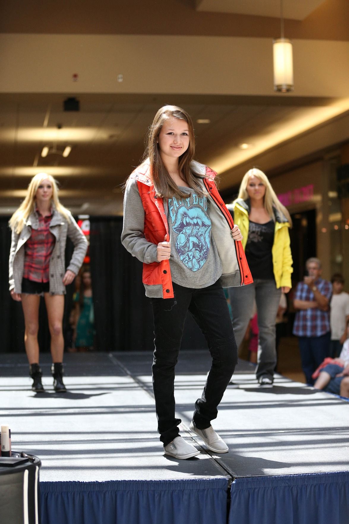 Fashion show presents back-to-school looks | News | herald-dispatch.com