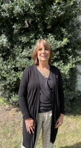 Breast cancer survivor shares story, stresses importance of regular ...