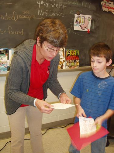 Symmes Valley Elementary School students work on character building ...