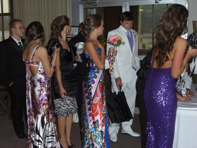 Gallery: Hurricane Prom | News | herald-dispatch.com