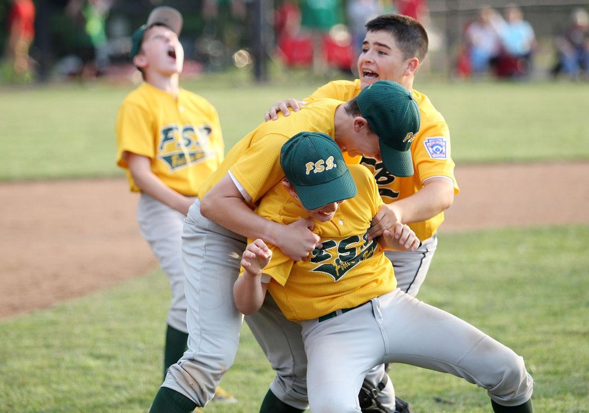 Gallery: Les Ghiz Memorial Baseball Tournament, championship | Photos ...