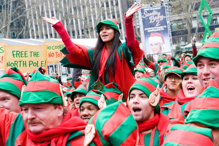 Gallery: Jenny McCarthy attends World's Largest Elf Party | News ...