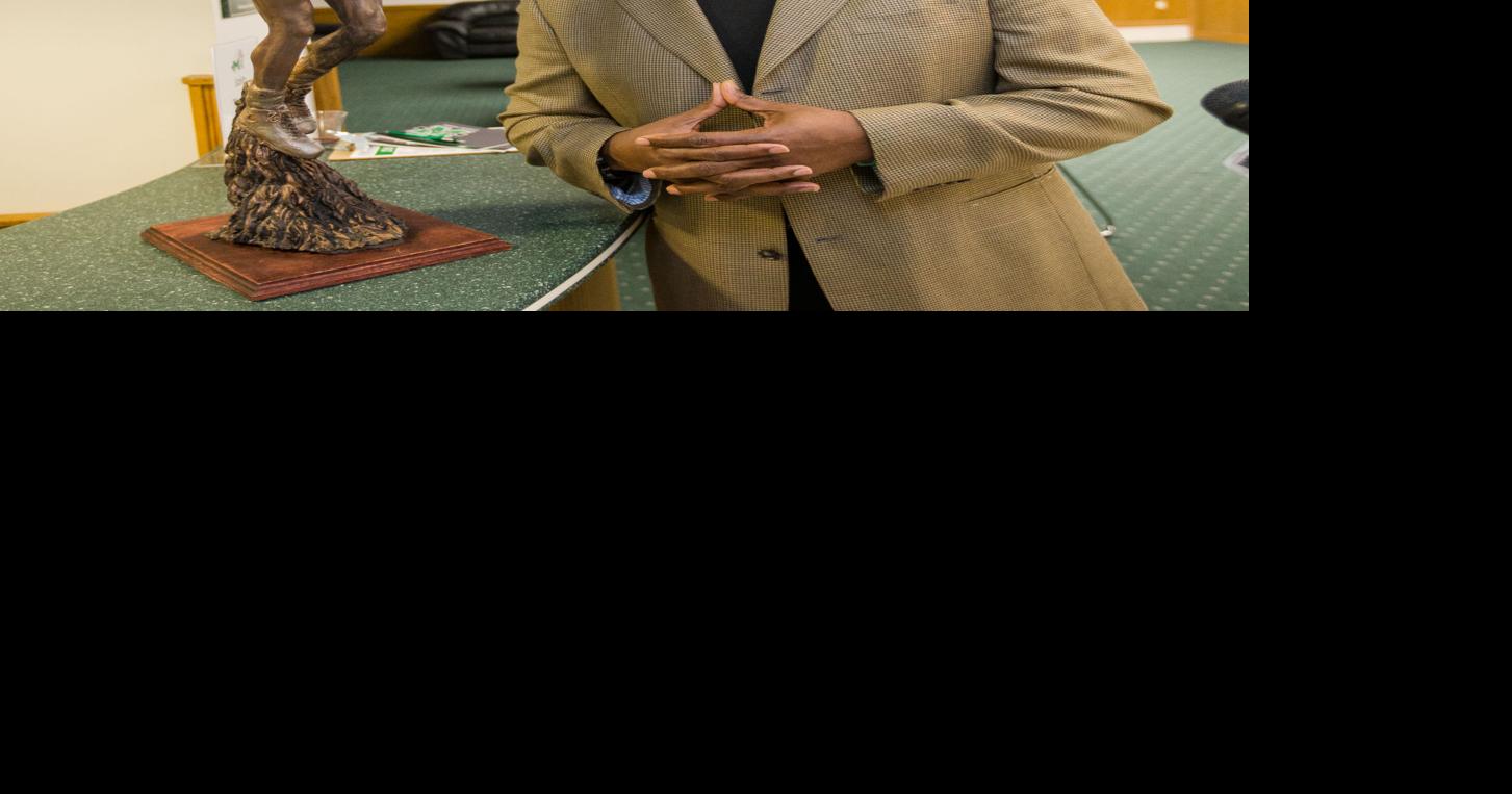 Hightower honored to sculpt Greer statue | News | herald-dispatch.com