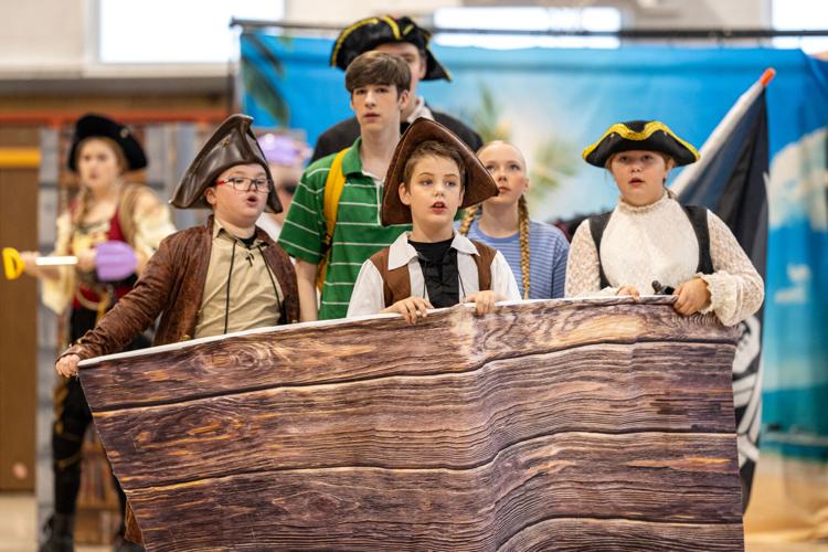 Photos: HART performs "Magic Tree House Pirates Past Noon" at Altizer ...