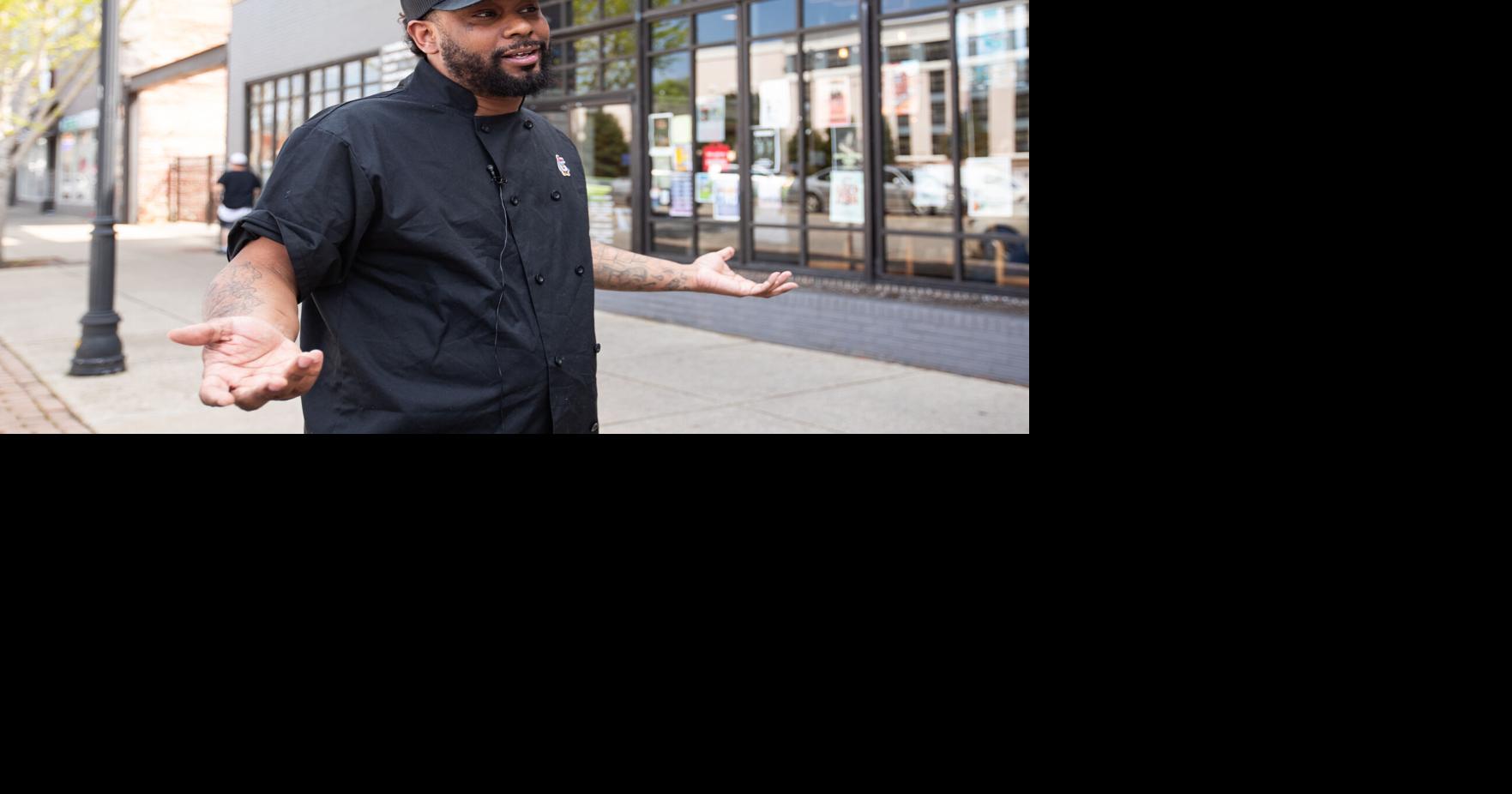 Huntington Crisppi's Chicken begin attacked on social media | Business ...