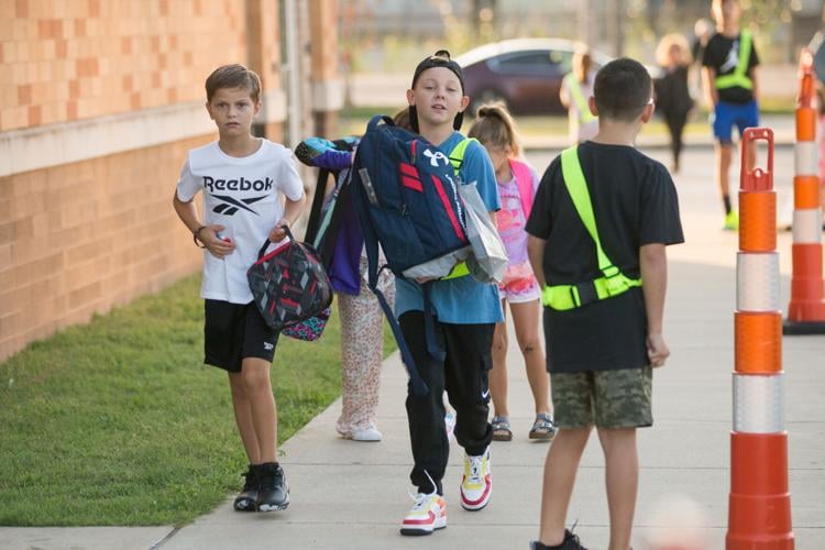 Photos: C-K Elementary School students return to class | Multimedia ...
