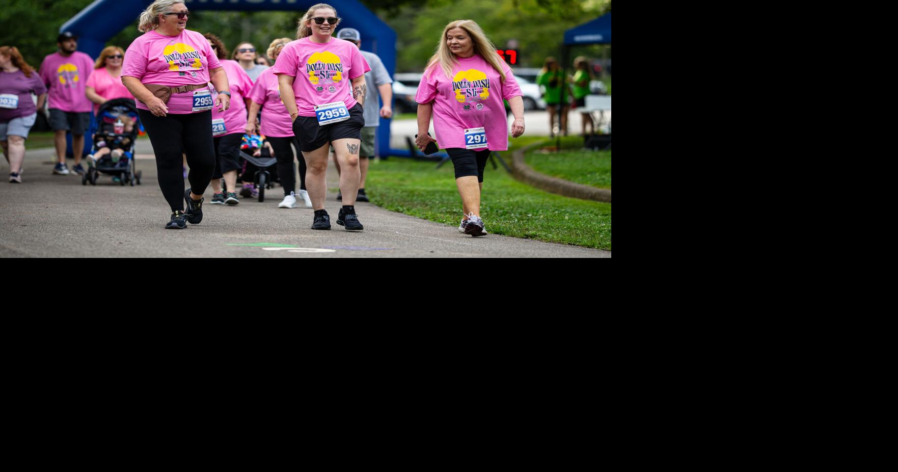 Photos: Dolly Dash 5k | Multimedia | herald-dispatch.com