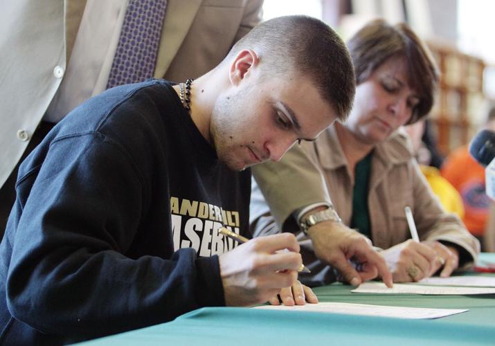 Mundy signs to play baseball at Vandy | Sports | herald-dispatch.com