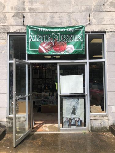 Artie Museum is labor of love for coaching legend Tex Williams | Sports ...