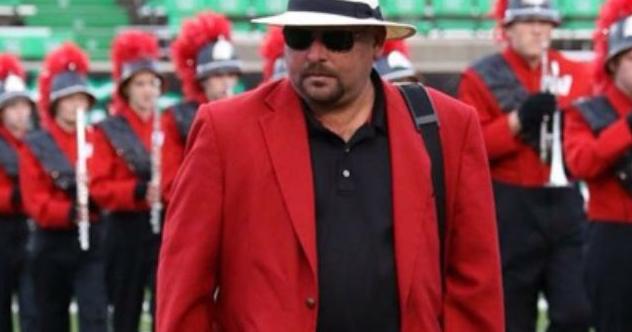 Brian Dunfee believes in having fun, looking good | Features ...