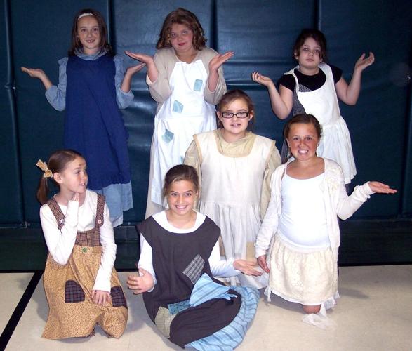 Fourth-grade classes present the musical for school, parents | Ohio ...