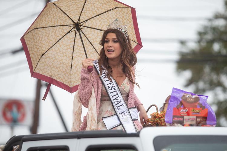 Photos: West Virginia Pumpkin Festival Parade | Multimedia | herald ...