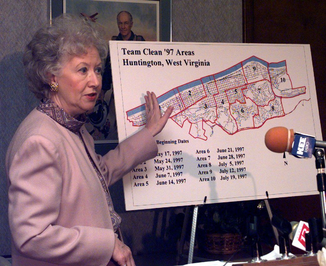 Photos: Former Huntington mayor Jean Dean through the years | Photo ...