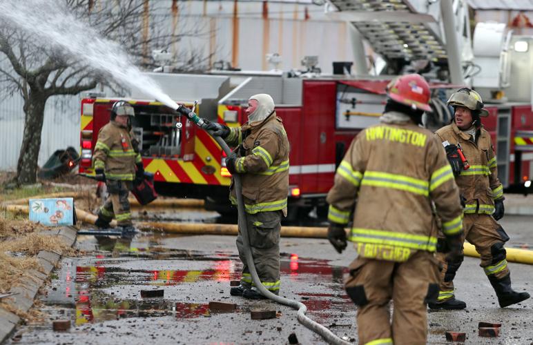 Photos: House fire in West Huntington | Multimedia | herald-dispatch.com