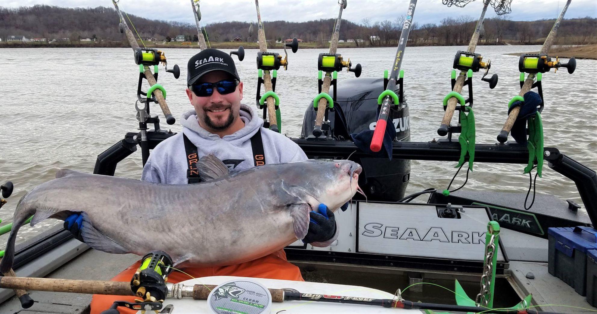 Culloden man catches new state record blue catfish | News | herald ...