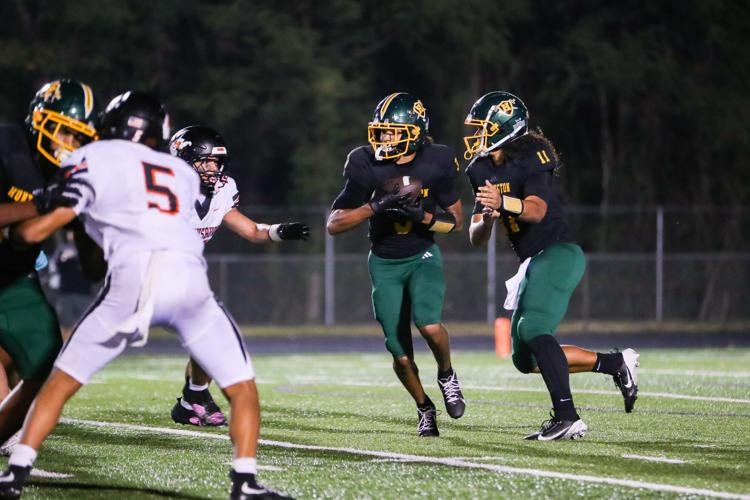 Prep football: Huntington holds off Martinsburg, 22-20 | High School ...