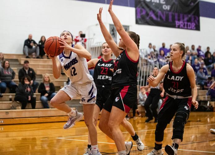 Panthers push past Jeeps in physical sectional final | Sports | herald ...