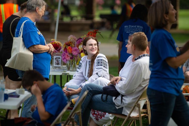 Photos: Sunflower Seeds Inc. conducts 5K to benefit Ukrainian refugees ...