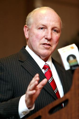 Gallery: Kim Wolfe's State of the City address | Photos News | herald ...