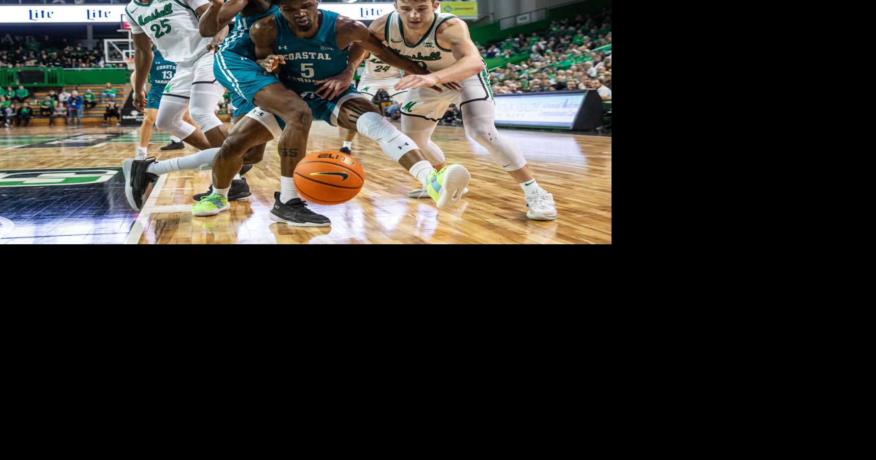 Handlogten's career performance guides Herd past Coastal, 81-66 ...