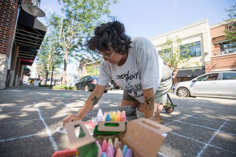 Photos: Artists prepare for "Chalk the Walk" fundraiser | Multimedia ...