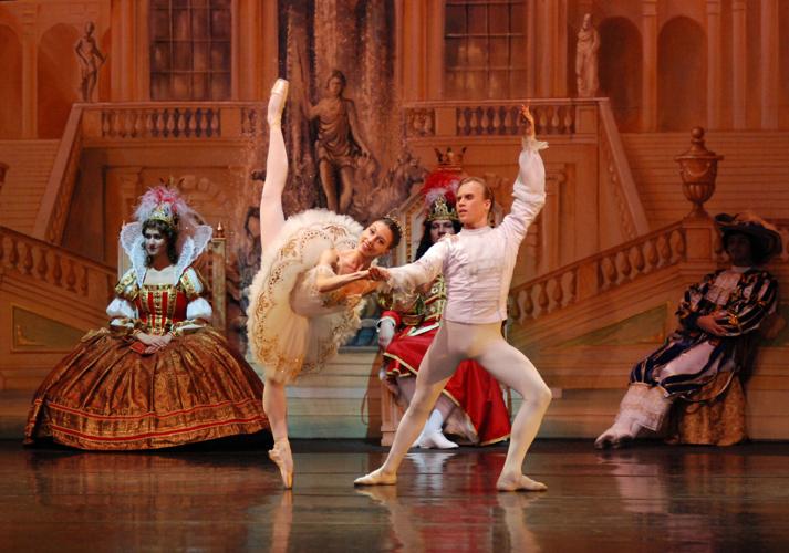 Marshall Artists Series leaps into new year with Russian ballet ...