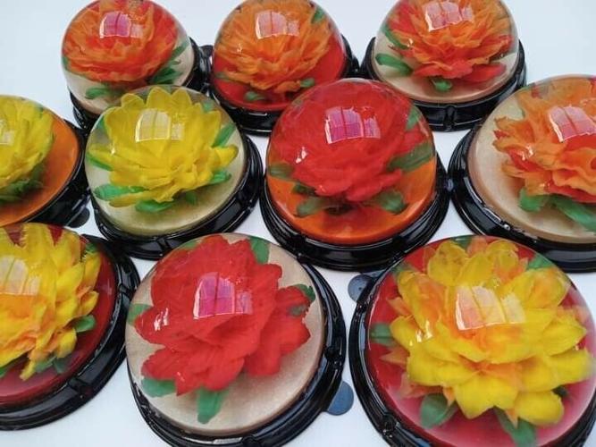 Bubbles 'n Sweets serves up hard-to-find treats | Dining Guide | herald ...