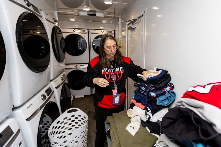 'Making it work:' Two weeks into water ban, Wayne residents wait for ...