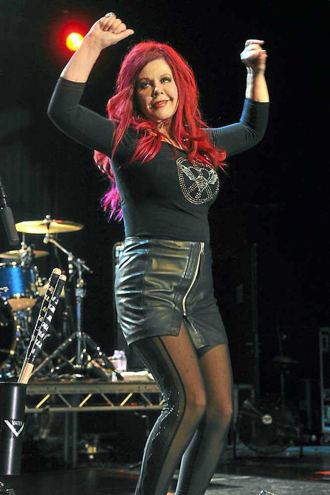 Founding B52's member Kate Pierson to help induct Ann Magnuson at WV Music HoF Ceremony | Recent ...