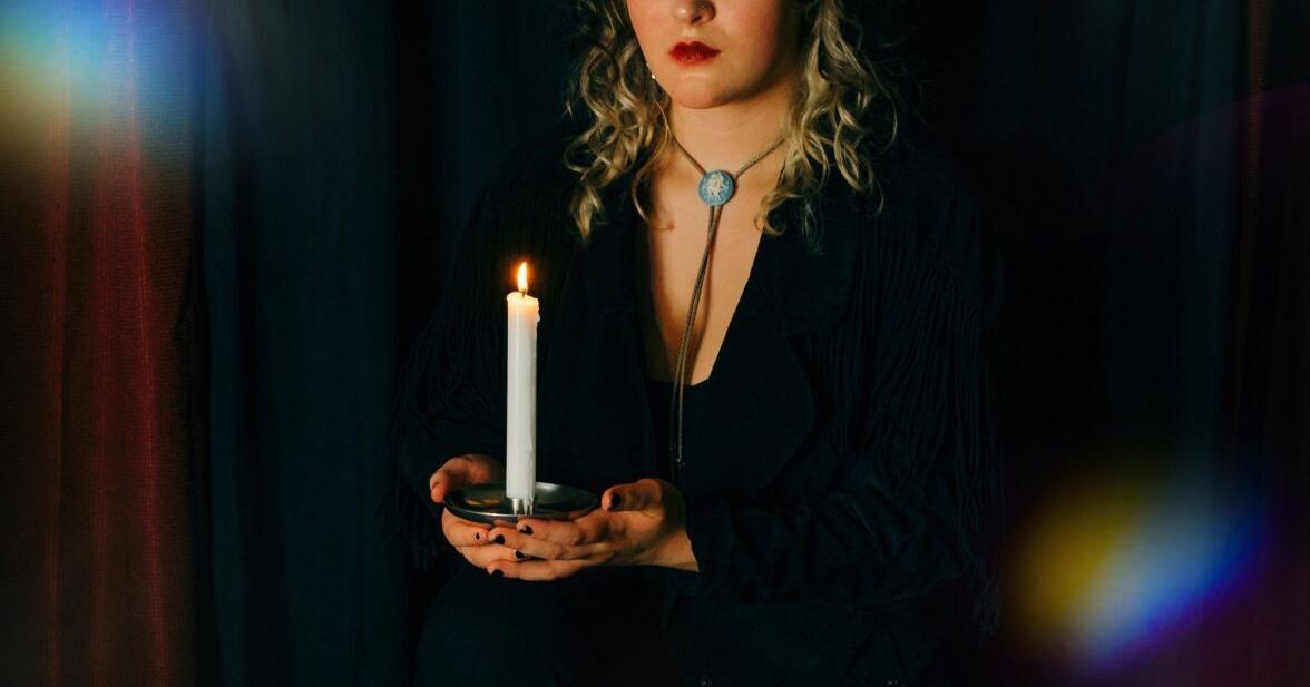 Local singer/songwriter Ally Fletcher steps up for big show at The Loud ...