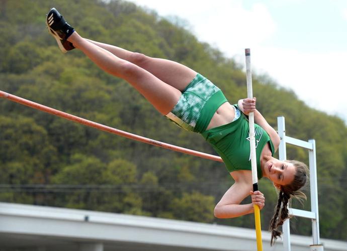 Winfield pole vaulter Goodman signs with Marshall | Sports | herald ...