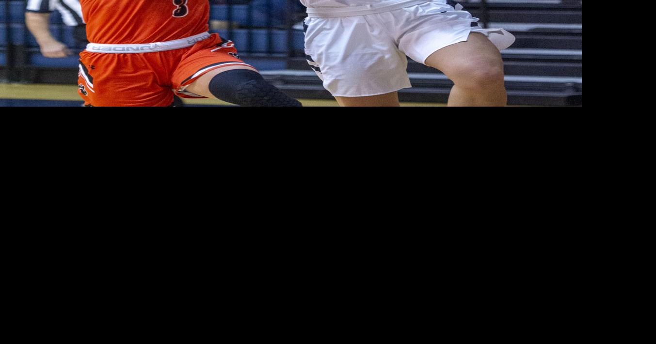 PREP GIRLS BASKETBALL: Peyton Carter began her senior season in style ...