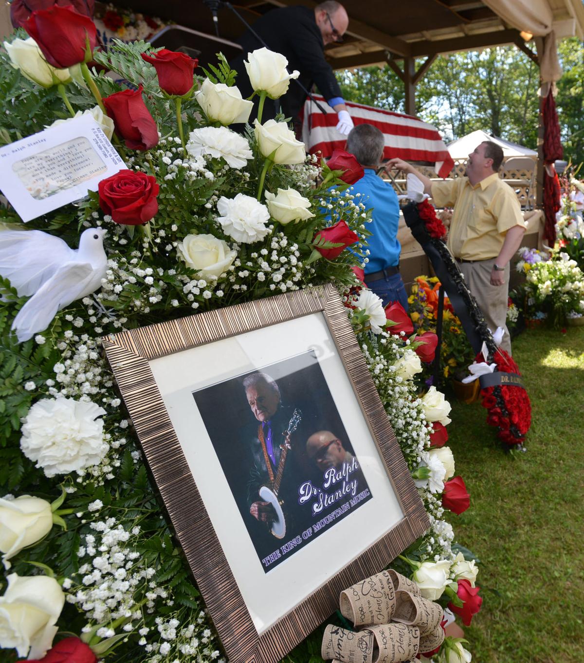 Dr. Ralph Stanley Memorial Service | Galleries | heraldcourier.com